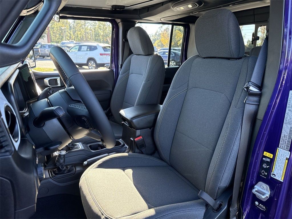 New 2026 Jeep Gladiator Sport S 4D Crew Cab in #L158257 | Morgan Auto Group